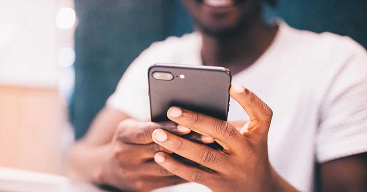 How do I pay bills on my phone? Leia aqui: How do I use my phone to pay ...